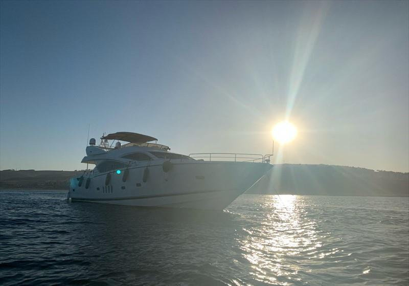 FAR TOO XSIV - Vesseljoin