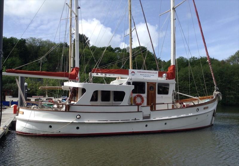 RED MOON - Vesseljoin