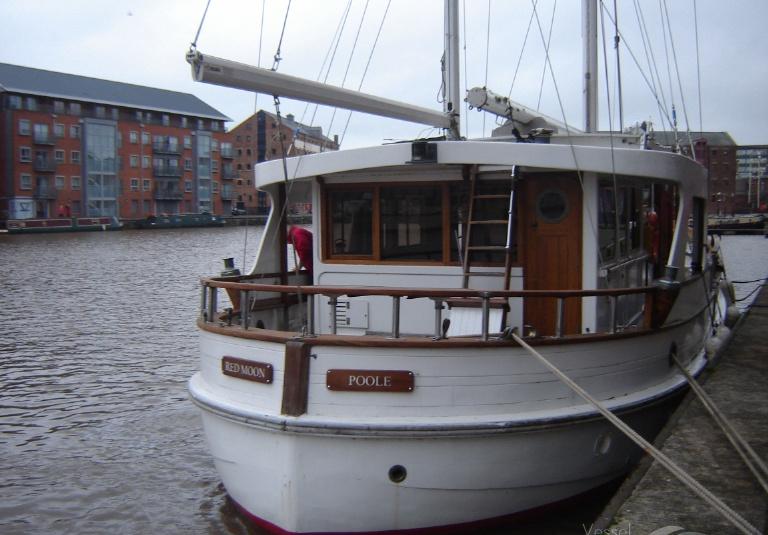 RED MOON - Vesseljoin