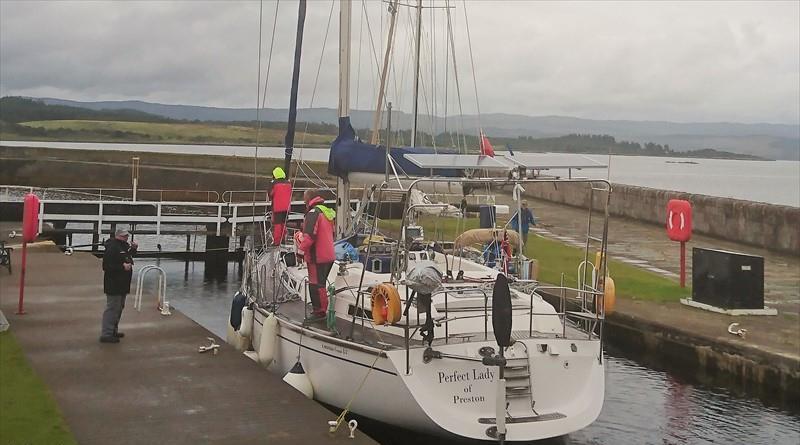 PERFECT LADY - Vesseljoin