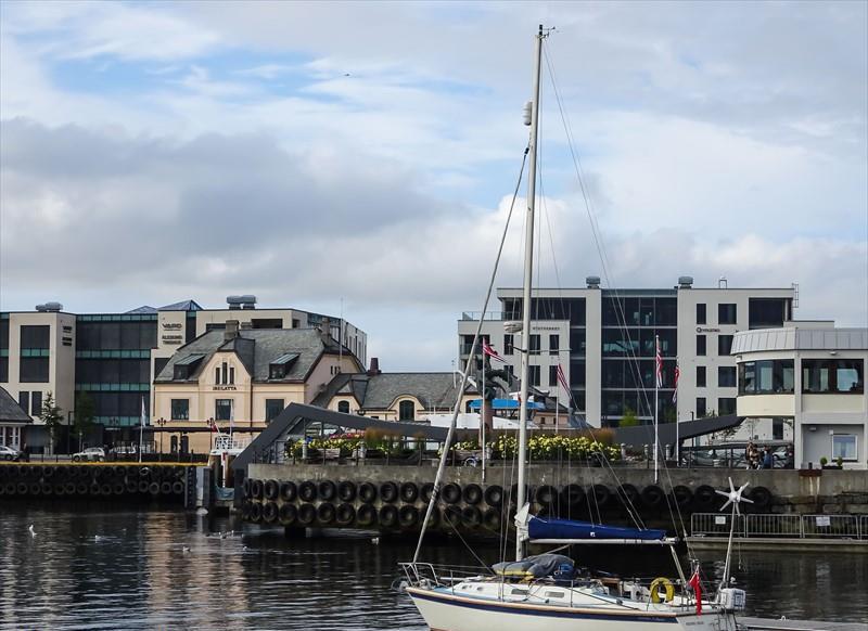 RIDING HIGH - Vesseljoin