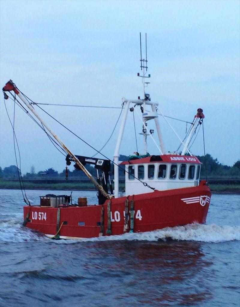 ABBIE LOU - Vesseljoin