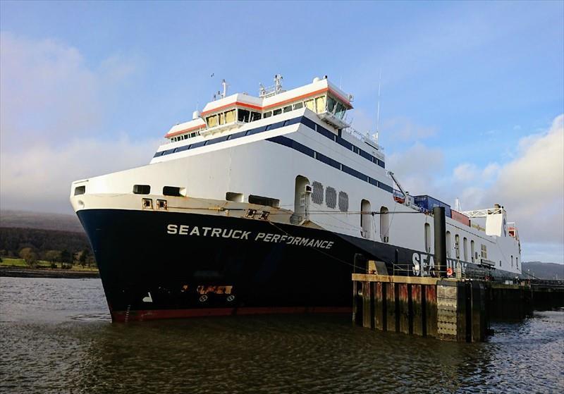 SEATRUCK PERFORMANCE - Vesseljoin