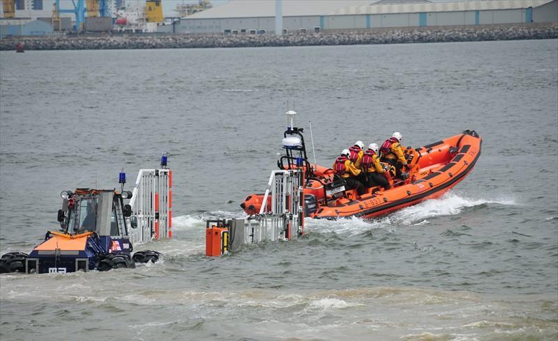 RNLI LIFEBOAT B 825 - Vesseljoin