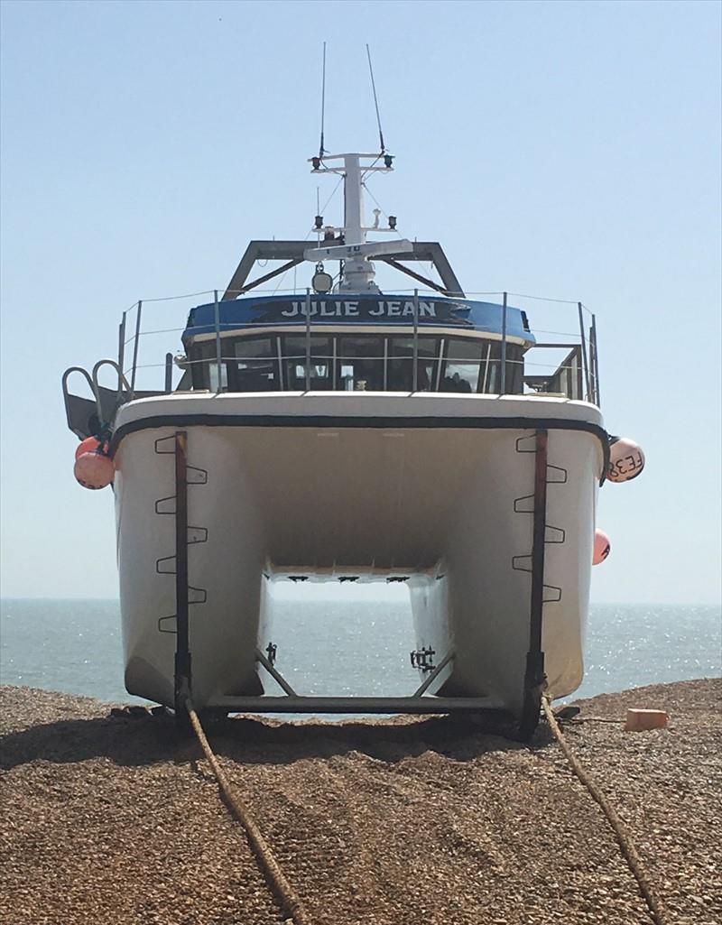 JULIE JEAN - Vesseljoin