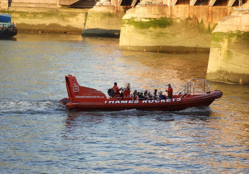 CAPTAIN ROCKET - Vesseljoin