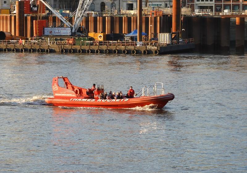 CAPTAIN ROCKET - Vesseljoin