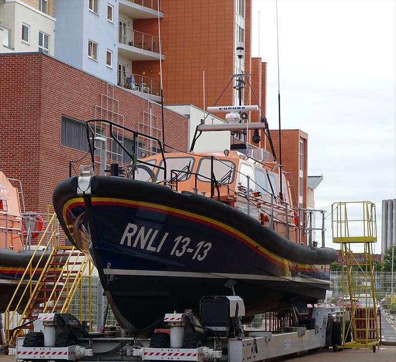 RNLI LIFEBOAT 13 13 - Vesseljoin