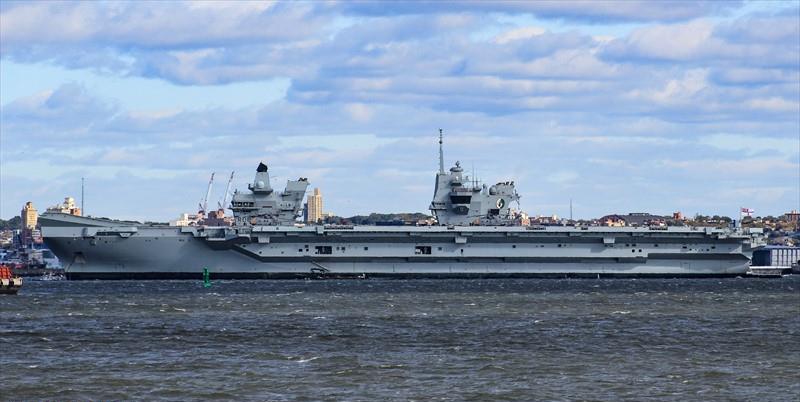 HMS QUEEN ELIZABETH - Vesseljoin