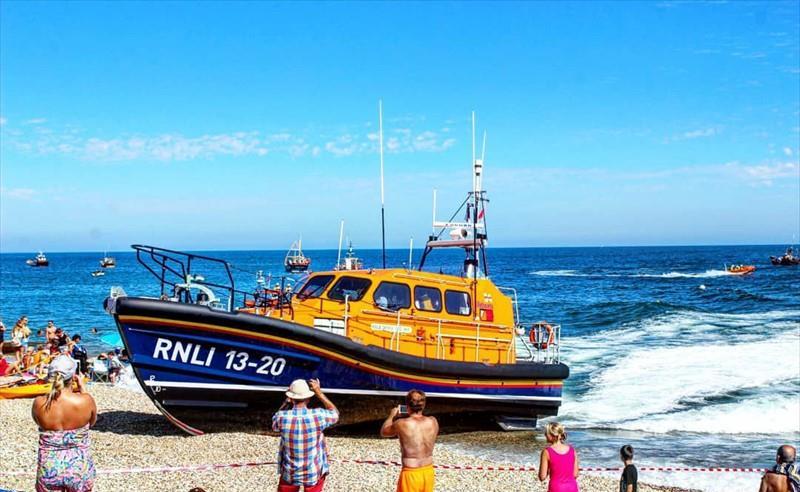 RNLI LIFEBOAT 13 20 - Vesseljoin