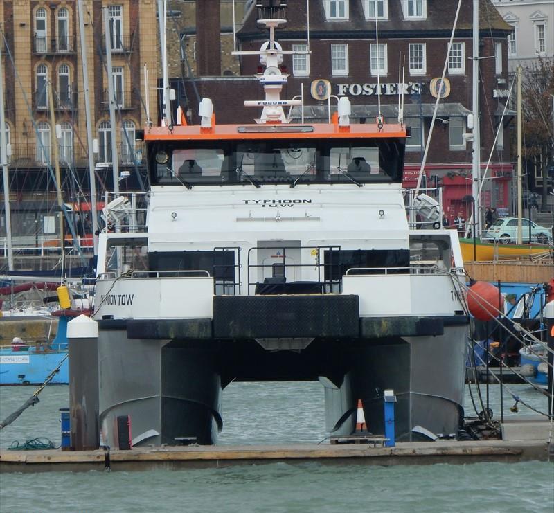 TYPHOON TOW - Vesseljoin