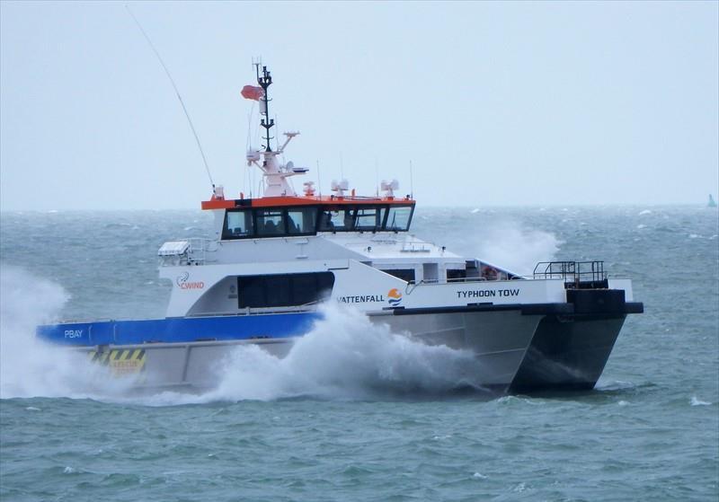 TYPHOON TOW - Vesseljoin