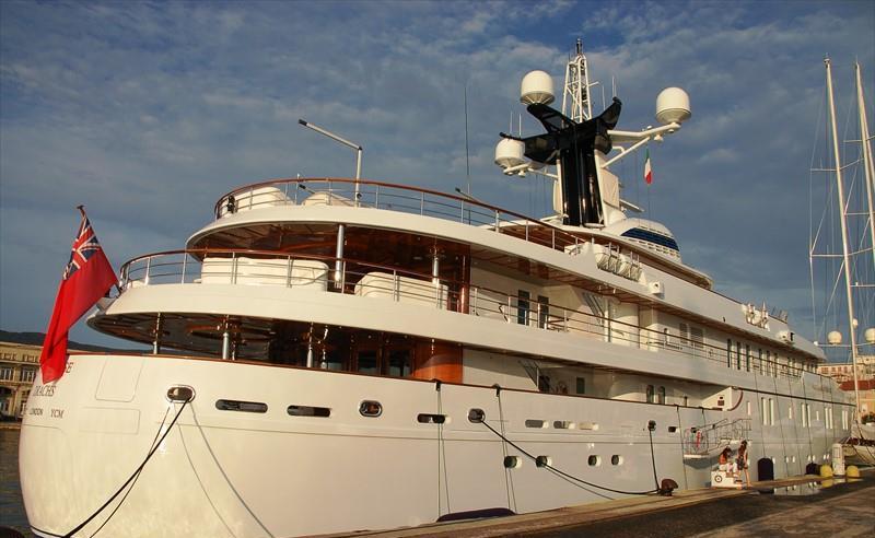 WHITE ROSE OF DRACHS - Vesseljoin