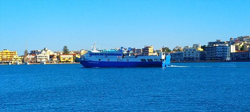 OINOUSSAI III - Vesseljoin