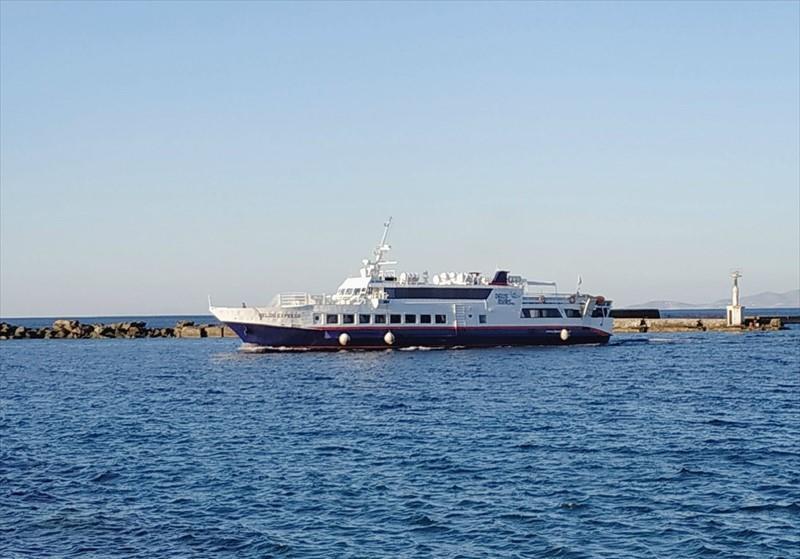 DELOS EXPRESS - Vesseljoin