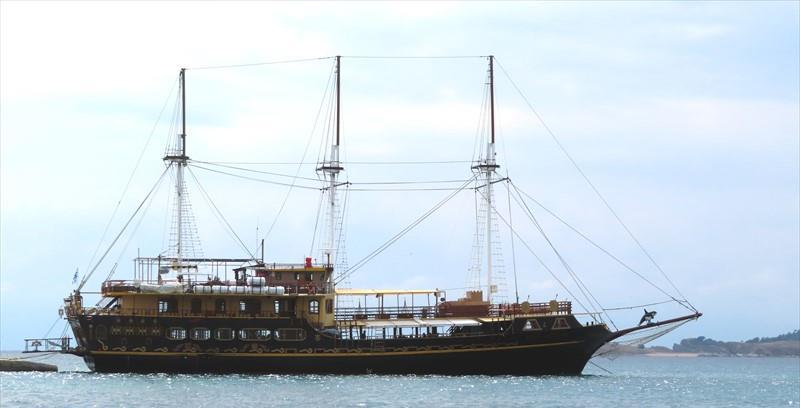 MENIA MARIA III - Vesseljoin