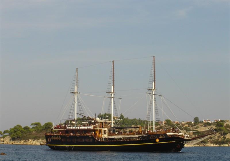 MENIA MARIA III - Vesseljoin