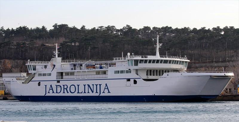 TIN UJEVIC - Vesseljoin