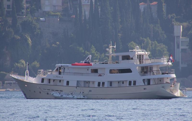 LA PERLA - Vesseljoin