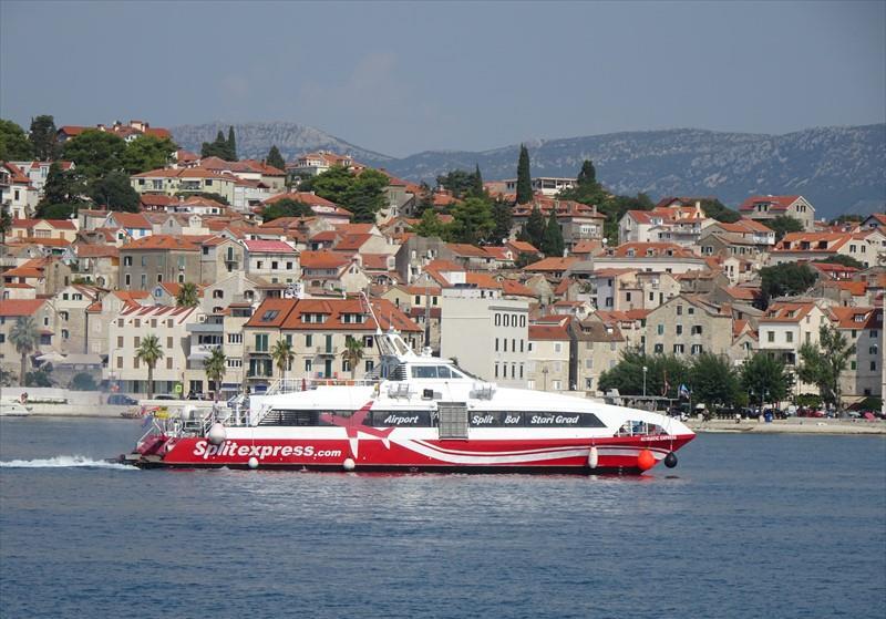 ADRIATIC EXPRESS - Vesseljoin