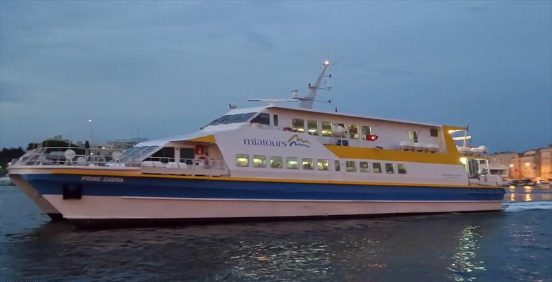 PRINC ZADRA - Vesseljoin