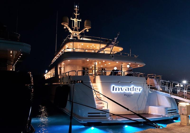 INVADER - Vesseljoin