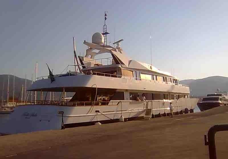 BELLA STELLA - Vesseljoin