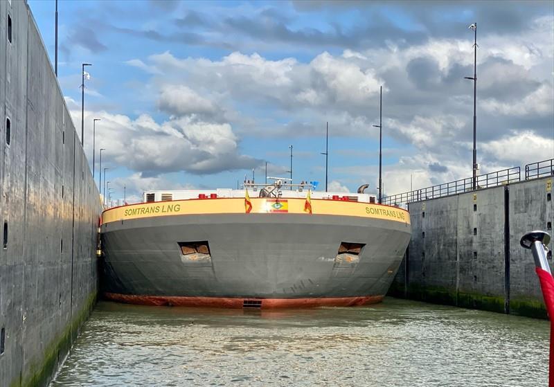 SOMTRANS LNG - Vesseljoin