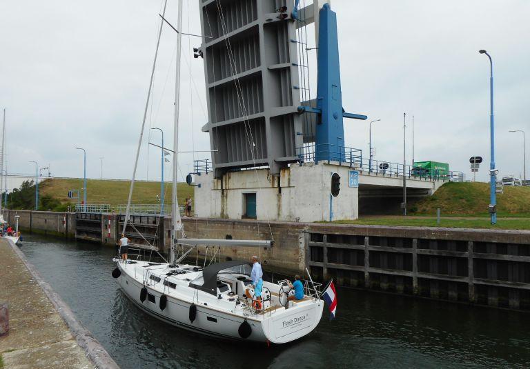 FLASH DANCE III - Vesseljoin