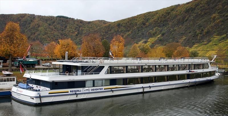 RIVER DREAM - Vesseljoin