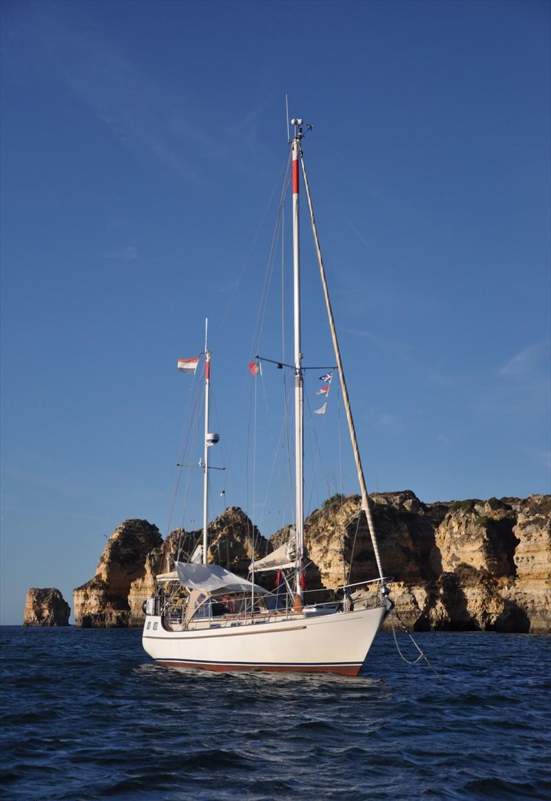 ROS BEYAERT - Vesseljoin