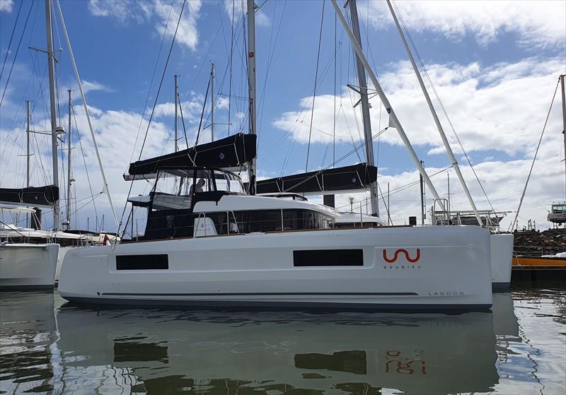 DOUBLE U - Vesseljoin