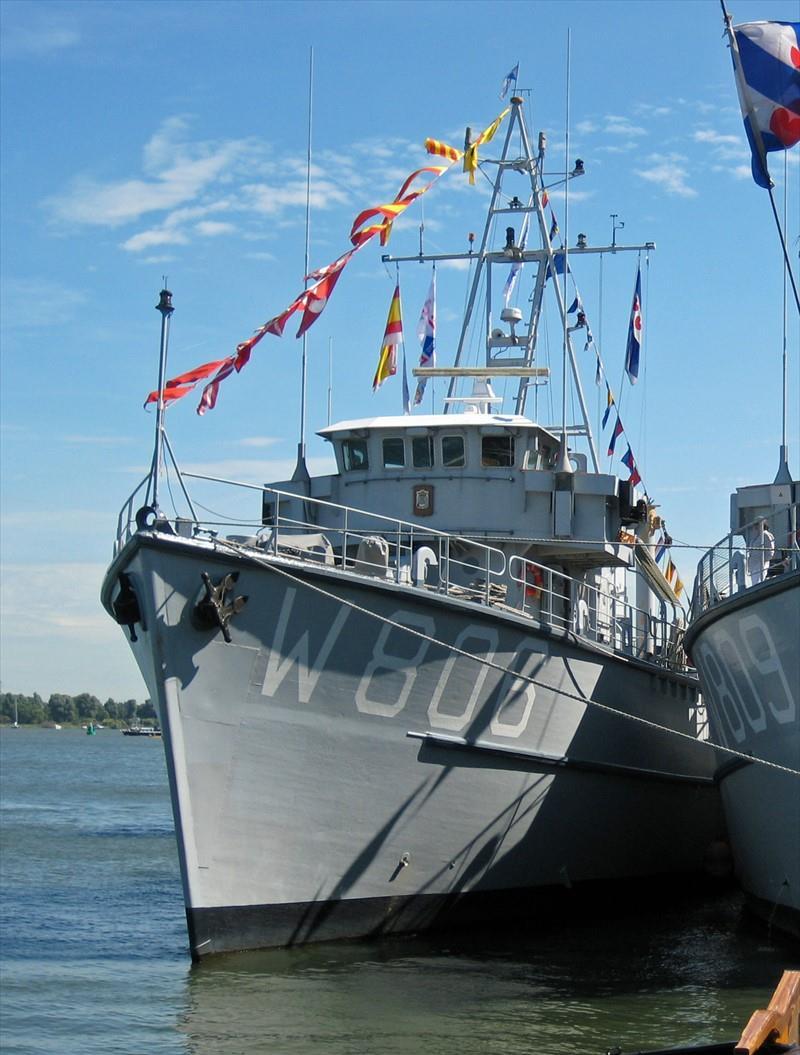 ROERMOND - Vesseljoin