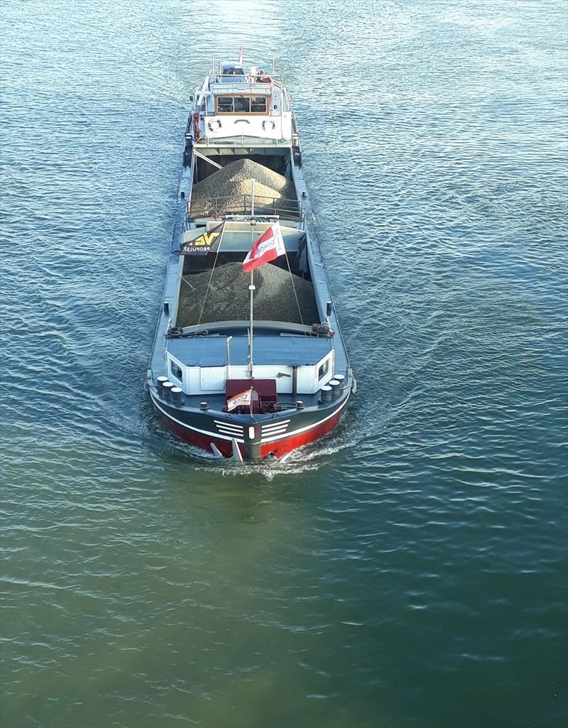 GIESSENBURG - Vesseljoin