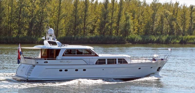 WHITE ANGEL - Vesseljoin