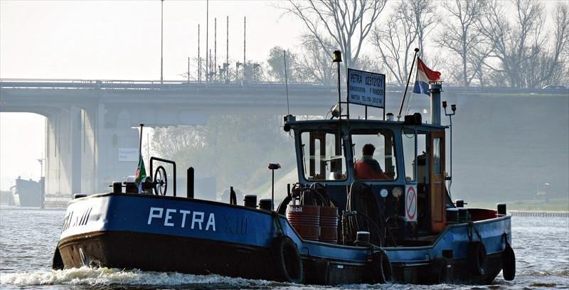 PETRA XIII - Vesseljoin