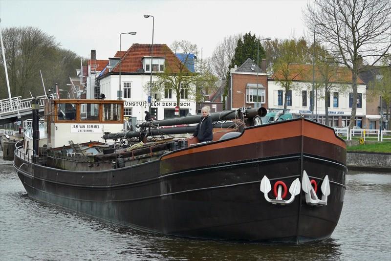 JAN VAN BOMMEL - Vesseljoin