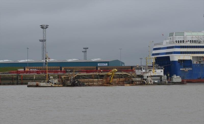 MEERVAL - Vesseljoin