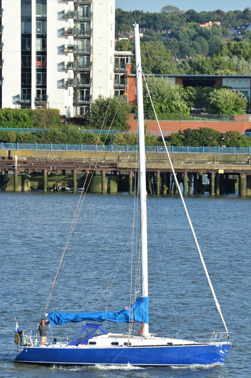 BLUE SHADOW - Vesseljoin