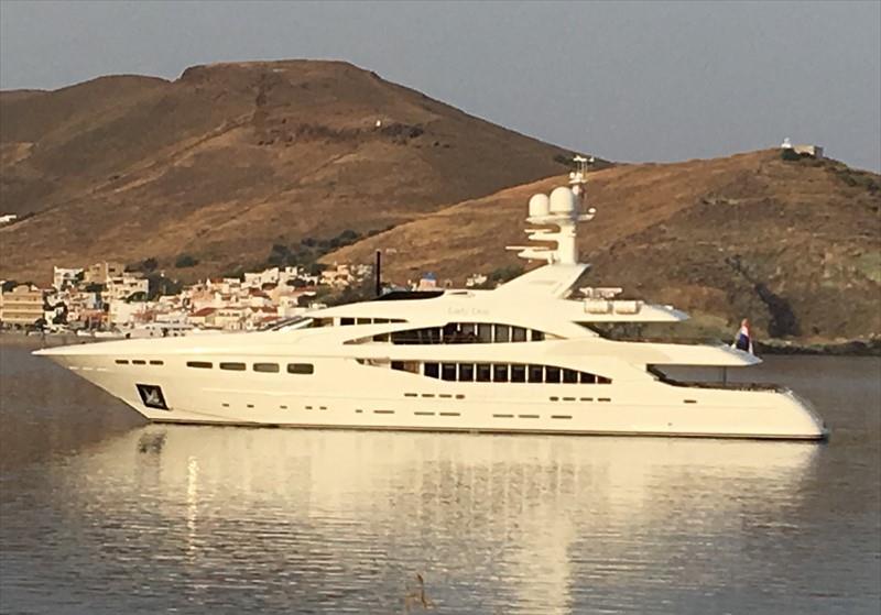 LADY DEE - Vesseljoin