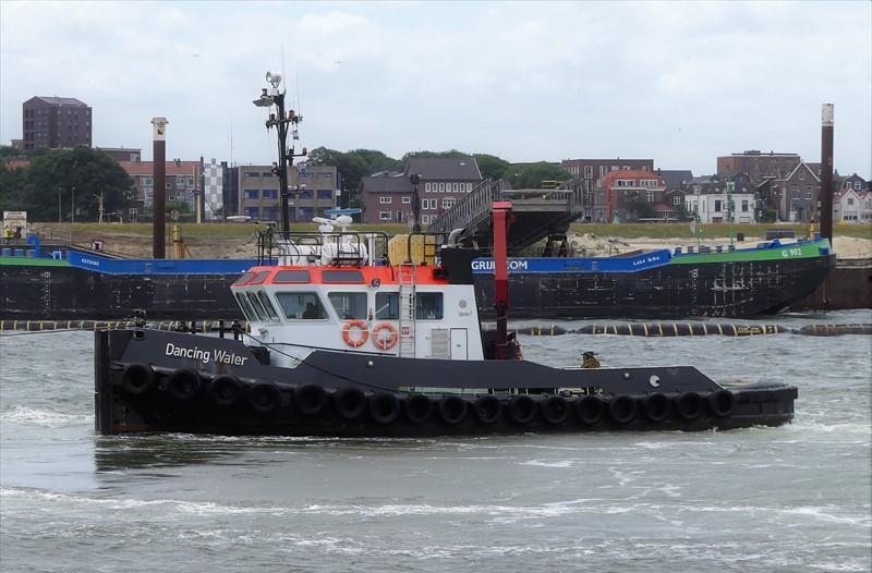 DANCING WATER - Vesseljoin