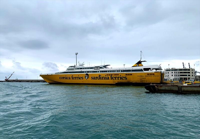 CORSICA EXPRESS THREE - Vesseljoin