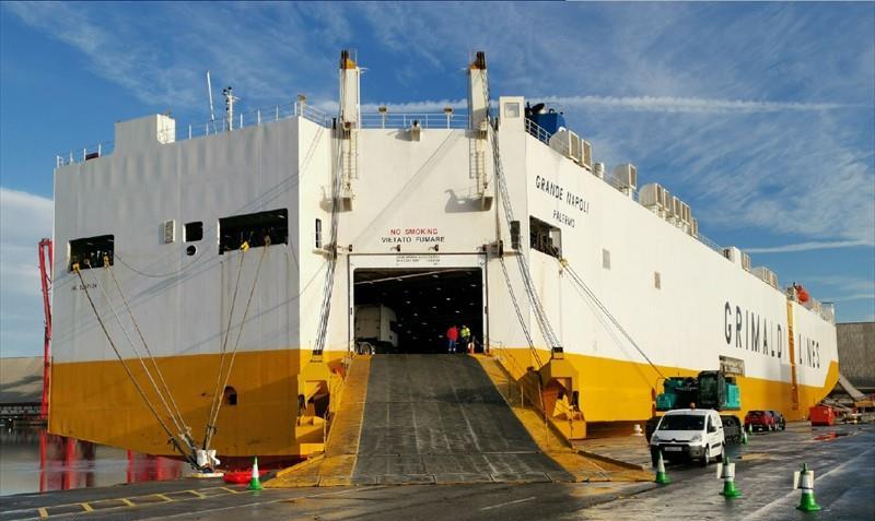 GRANDE NAPOLI - Vesseljoin