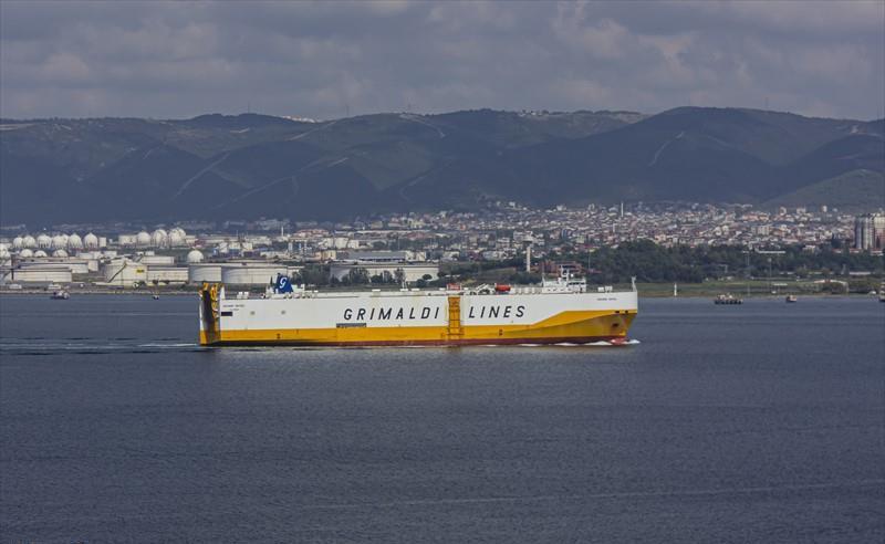 GRANDE NAPOLI - Vesseljoin