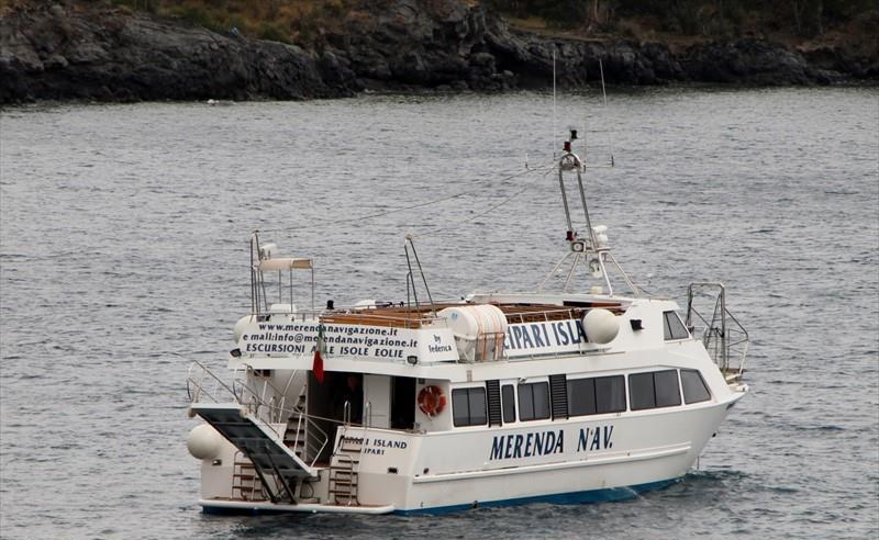 LIPARI ISLAND - Vesseljoin