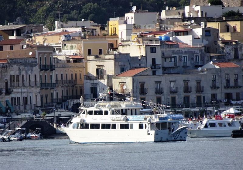 ADRIATIC PRINCESS 5 - Vesseljoin