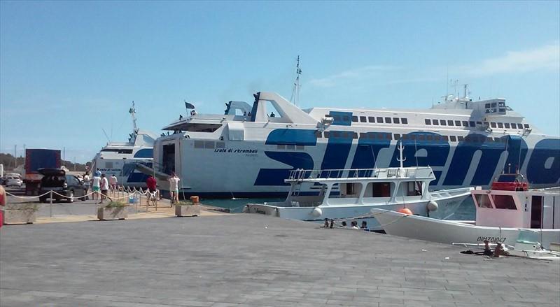 ISOLA DI STROMBOLI - Vesseljoin