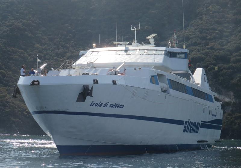 ISOLA DI VULCANO - Vesseljoin