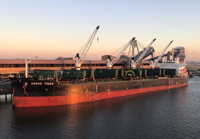 DENSA TIGER - Vesseljoin