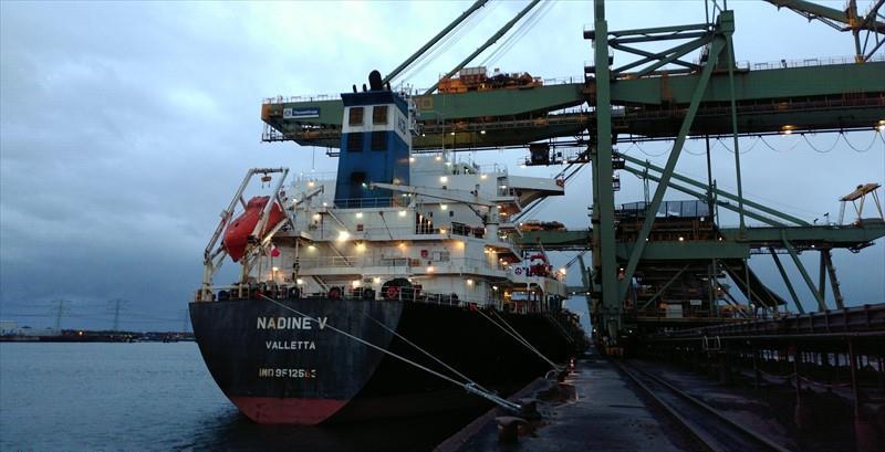 NADINE V - Vesseljoin